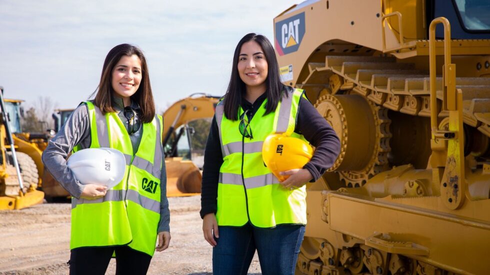 Cat Financial | Caterpillar - Japan